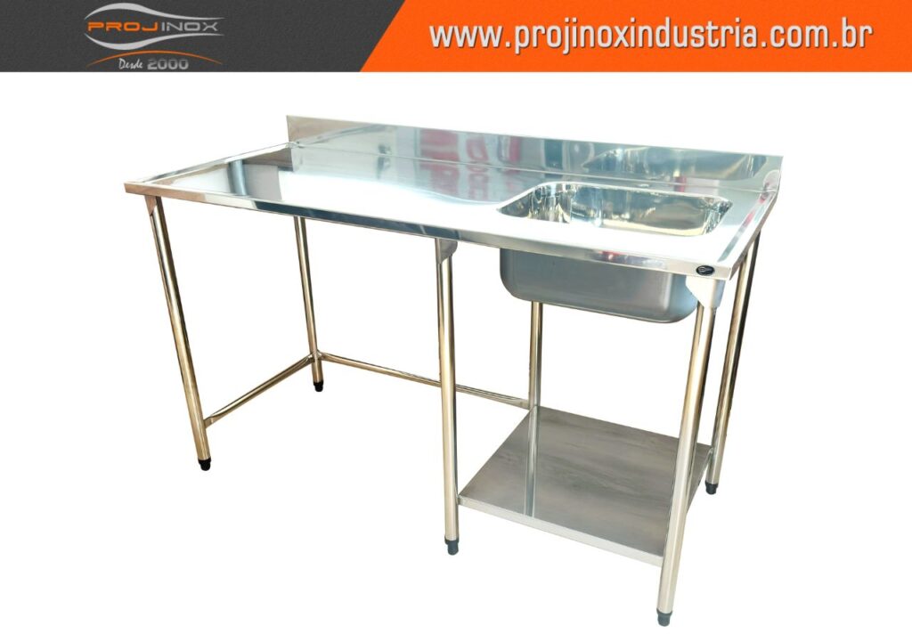 A mesa inox e suas múltiplas funcionalidades - Projinox